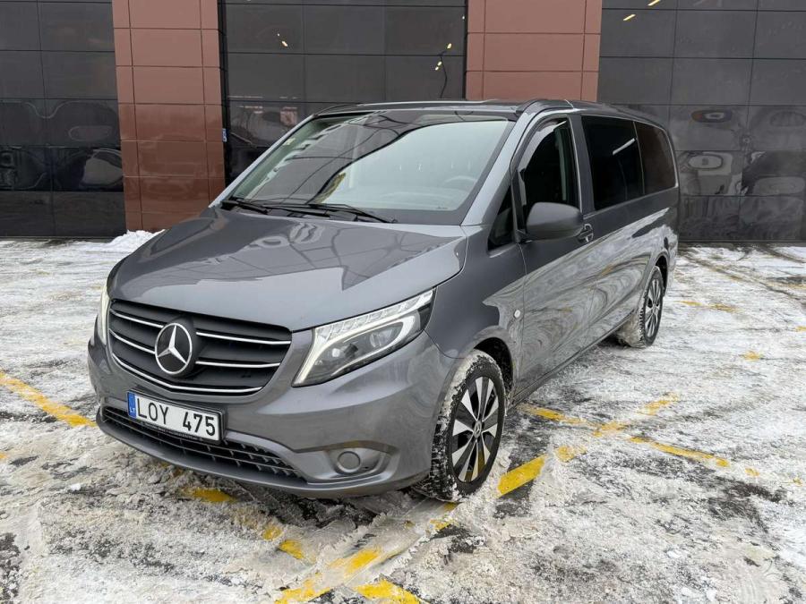 Pelēks Mercedes-Benz Vito 2020 Viļņa, ar dzinēja tilpumu 1.95 L un nobraukumu 182 tūkst. km par 24950 €, foto 1 vietnē AUTOMOTO.COM.LV