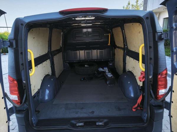 Pelēks Mercedes-Benz Vito 2020 Viļņa, ar dzinēja tilpumu 0.00 L un nobraukumu 50 tūkst. km par 7950 €, foto 8 vietnē AUTOMOTO.COM.LV