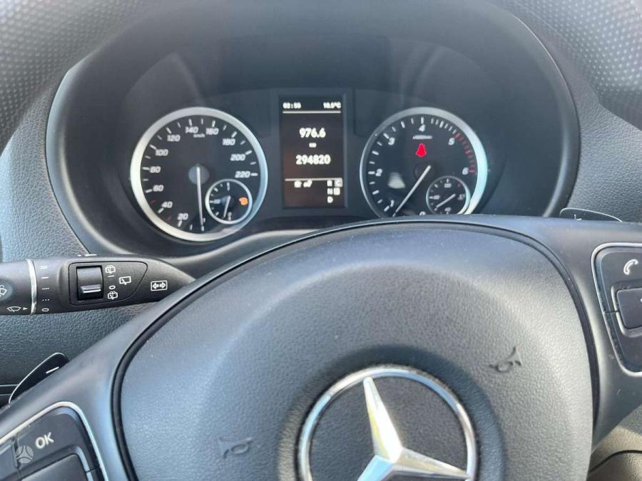 Grey Mercedes-Benz Vito 2021 in Vilnius, with an engine capacity of 1.95 L and mileage of 296 thousand km for 22000 €, photo 9 on AUTOMOTO.COM.LV