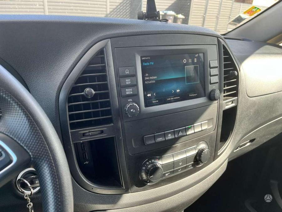 Grey Mercedes-Benz Vito 2021 in Vilnius, with an engine capacity of 1.95 L and mileage of 296 thousand km for 22000 €, photo 10 on AUTOMOTO.COM.LV