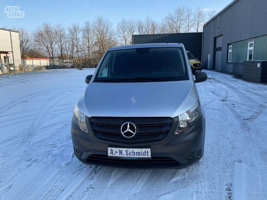 Pelēks Mercedes-Benz Vito 2022 Kauņa, ar dzinēja tilpumu 2.00 L un nobraukumu 58 tūkst. km par 26412 €, foto 3 vietnē AUTOMOTO.COM.LV