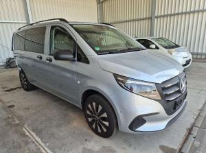 Pelēks Mercedes-Benz Vito 2024 Klaipėda, ar dzinēja tilpumu 1.95 L un nobraukumu 28 tūkst. km par 16700 €, foto  vietnē AUTOMOTO.COM.LV