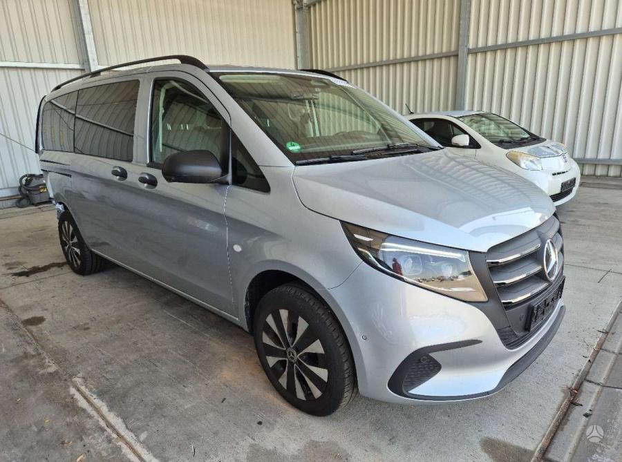 Pelēks Mercedes-Benz Vito 2024 Klaipėda, ar dzinēja tilpumu 1.95 L un nobraukumu 28 tūkst. km par 16700 €, foto 1 vietnē AUTOMOTO.COM.LV
