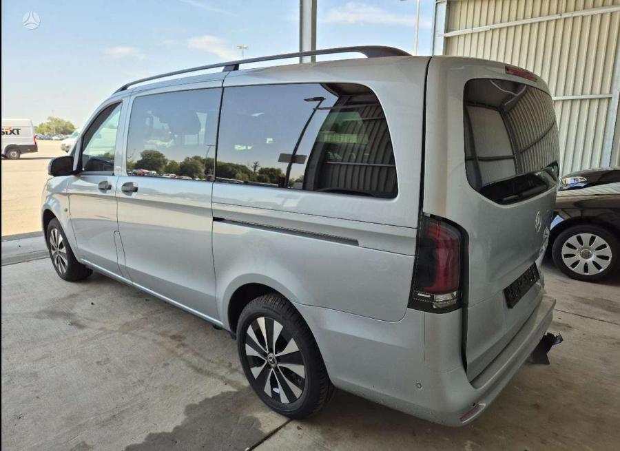 Pelēks Mercedes-Benz Vito 2024 Klaipėda, ar dzinēja tilpumu 1.95 L un nobraukumu 28 tūkst. km par 16700 €, foto 3 vietnē AUTOMOTO.COM.LV