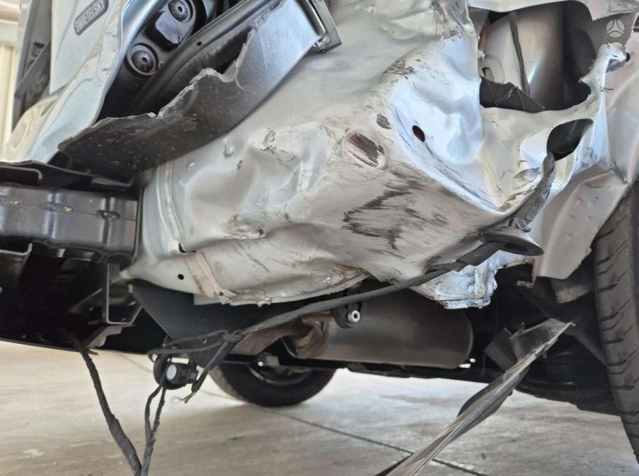 Pelēks Mercedes-Benz Vito 2024 Klaipėda, ar dzinēja tilpumu 1.95 L un nobraukumu 28 tūkst. km par 16700 €, foto 21 vietnē AUTOMOTO.COM.LV