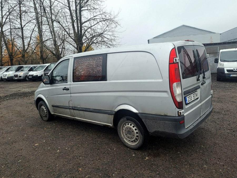 Grey Mercedes-Benz Vito 2005 in Tallinn, with an engine capacity of 2.10 L and mileage of 335 thousand km for 1299 €, photo 5 on AUTOMOTO.COM.LV