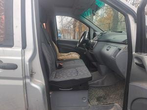Pelēks Mercedes-Benz Vito 2005 Tallina, ar dzinēja tilpumu 2.10 L un nobraukumu 335 tūkst. km par 1199 €, foto 7 vietnē AUTOMOTO.COM.LV