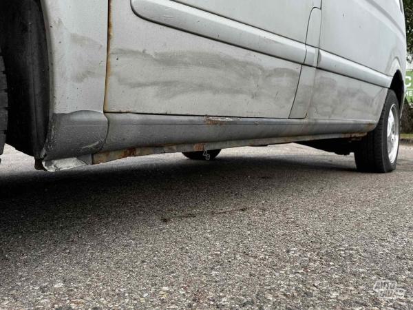 Grey Mercedes-Benz Vito 2006 in Vilnius, with an engine capacity of 2.20 L and mileage of 411 thousand km for 2000 €, photo 5 on AUTOMOTO.COM.LV