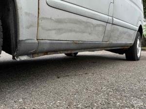 Grey Mercedes-Benz Vito 2006 in Vilnius, with an engine capacity of 2.20 L and mileage of 411 thousand km for 2000 €, photo 6 on AUTOMOTO.COM.LV