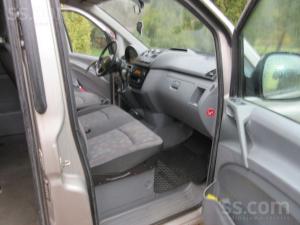 Pelēks Mercedes-Benz Vito 2008 Ogre, ar dzinēja tilpumu 3.00 L un nobraukumu 435 tūkst. km par 3500 €, foto 9 vietnē AUTOMOTO.COM.LV
