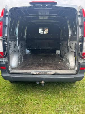 Pelēks Mercedes-Benz Vito 2009 Rīga, ar dzinēja tilpumu 2.20 L un nobraukumu 182 tūkst. km par 8500 €, foto 5 vietnē AUTOMOTO.COM.LV