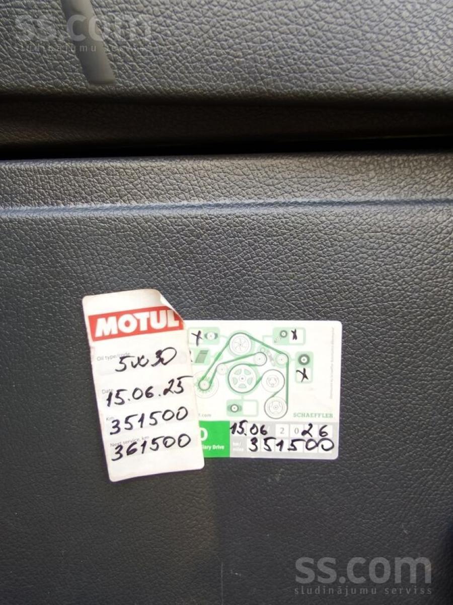 Pelēks Mercedes-Benz Vito 2012 Ogre, ar dzinēja tilpumu 2.20 L un nobraukumu 353 tūkst. km par 7150 €, foto 18 vietnē AUTOMOTO.COM.LV