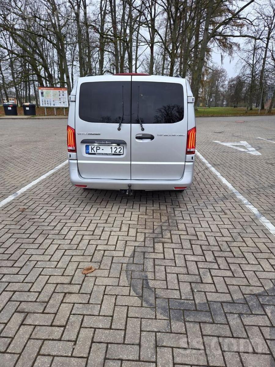 Grey Mercedes-Benz Vito 2016 in Riga, with an engine capacity of 2.10 L and mileage of 275 thousand km for 23000 €, photo 7 on AUTOMOTO.COM.LV