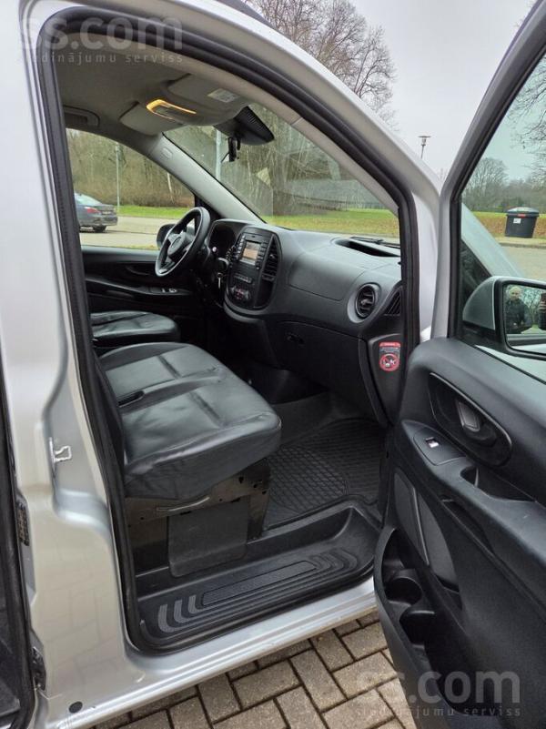 Pelēks Mercedes-Benz Vito 2016 Rīga, ar dzinēja tilpumu 2.10 L un nobraukumu 275 tūkst. km par 23000 €, foto 10 vietnē AUTOMOTO.COM.LV