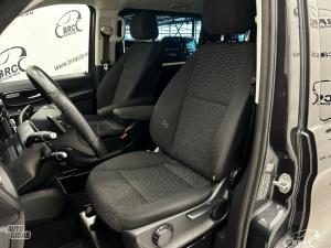 Grey Mercedes-Benz Vito 2022 in Avizieniai, with an engine capacity of 2.00 L and mileage of 201 thousand km for 28900 €, photo 5 on AUTOMOTO.COM.LV