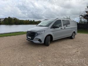 Pelēks Mercedes-Benz Vito 2025 Jelgava, ar dzinēja tilpumu 2.00 L un nobraukumu 35 tūkst. km par 69999 €, foto 1 vietnē AUTOMOTO.COM.LV