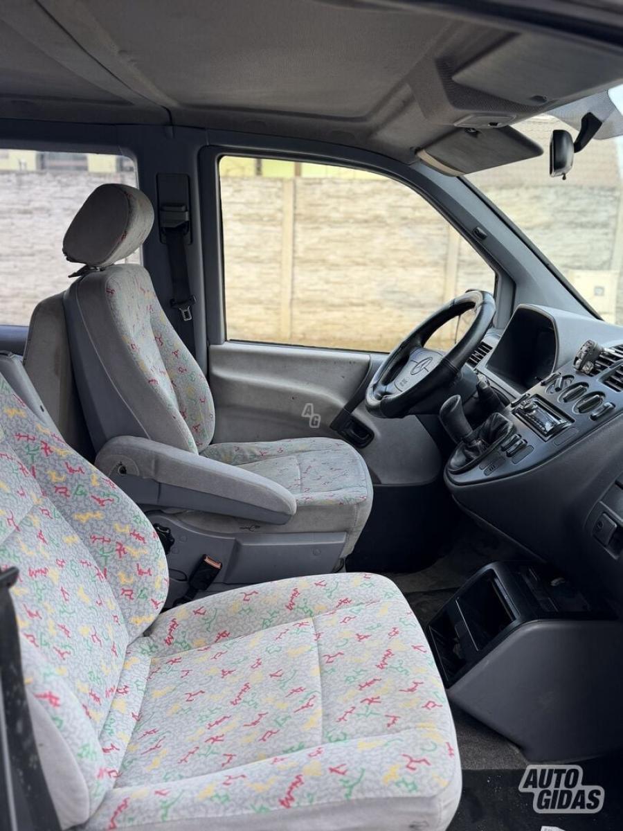 Pelēks Mercedes-Benz Vito 1998 Kauņa, ar dzinēja tilpumu 2.30 L un nobraukumu 399 tūkst. km par 2300 €, foto 16 vietnē AUTOMOTO.COM.LV