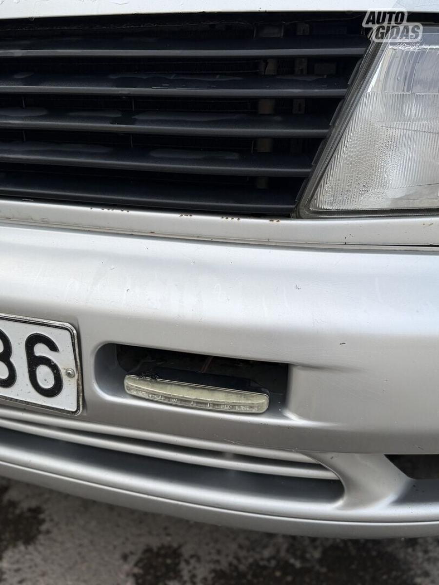 Pelēks Mercedes-Benz Vito 1998 Kauņa, ar dzinēja tilpumu 2.30 L un nobraukumu 399 tūkst. km par 2300 €, foto 26 vietnē AUTOMOTO.COM.LV