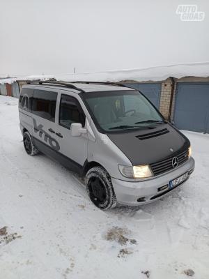 Pelēks Mercedes-Benz Vito 2000 Telšiai, ar dzinēja tilpumu 2.10 L un nobraukumu 347 tūkst. km par 2700 €, foto  vietnē AUTOMOTO.COM.LV
