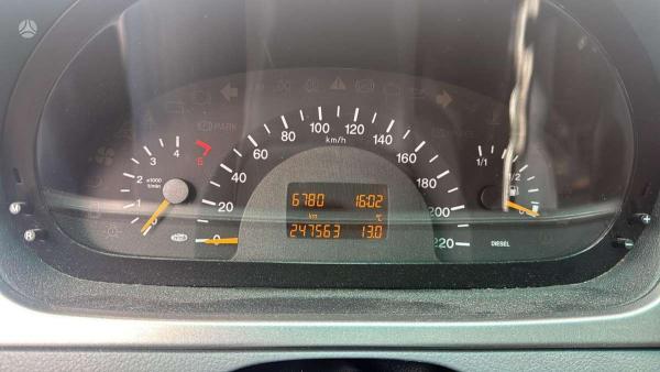 Grey Mercedes-Benz Vito 2006 in Kaunas, with an engine capacity of 2.15 L and mileage of 254 thousand km for 5400 €, photo 7 on AUTOMOTO.COM.LV