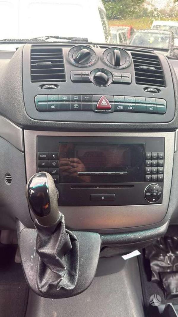 Grey Mercedes-Benz Vito 2006 in Kaunas, with an engine capacity of 2.15 L and mileage of 254 thousand km for 5400 €, photo 8 on AUTOMOTO.COM.LV