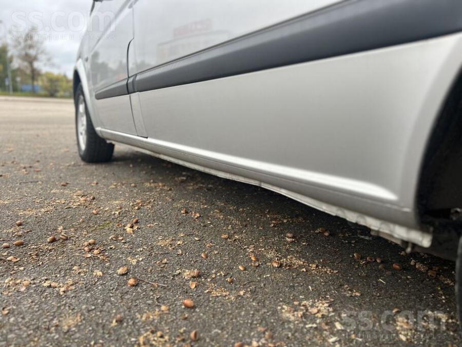 Pelēks Mercedes-Benz Vito 2006 Jēkabpils, ar dzinēja tilpumu 2.20 L un nobraukumu 245 tūkst. km par 6500 €, foto 9 vietnē AUTOMOTO.COM.LV