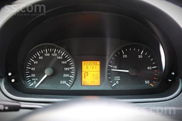 Grey Mercedes-Benz Vito 2011 in Riga, with an engine capacity of 2.20 L and mileage of 333 thousand km for 8995 €, photo 7 on AUTOMOTO.COM.LV