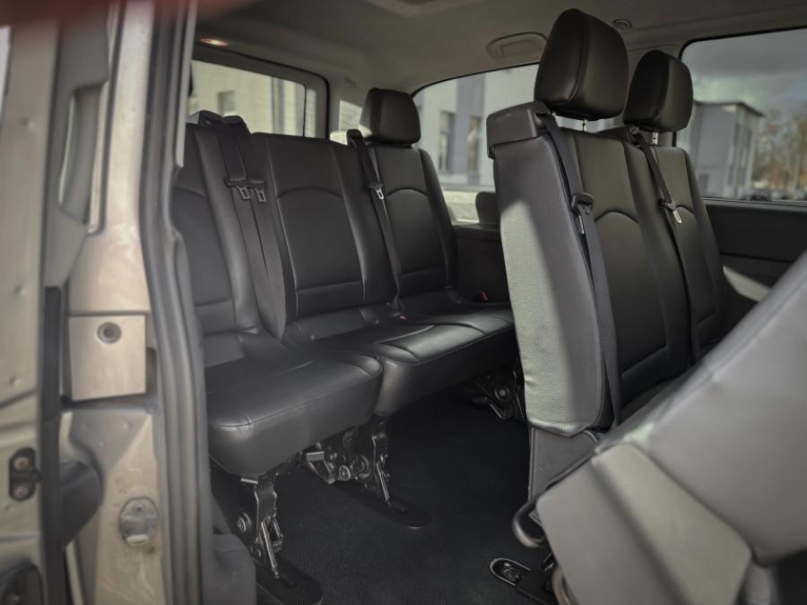 Grey Mercedes-Benz Vito 2014 in Riga, with an engine capacity of 2.20 L and mileage of 398 thousand km for 8500 €, photo 10 on AUTOMOTO.COM.LV