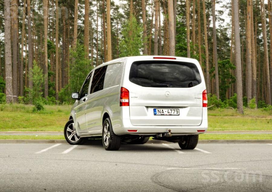 Pelēks Mercedes-Benz Vito 2015 Rīga, ar dzinēja tilpumu 1.60 L un nobraukumu 376 tūkst. km par 12990 €, foto 9 vietnē AUTOMOTO.COM.LV
