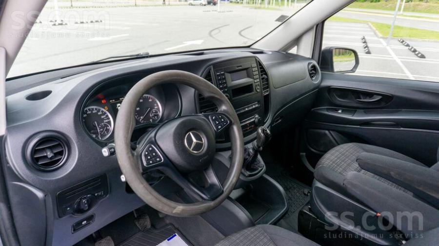 Pelēks Mercedes-Benz Vito 2015 Rīga, ar dzinēja tilpumu 1.60 L un nobraukumu 376 tūkst. km par 12990 €, foto 11 vietnē AUTOMOTO.COM.LV