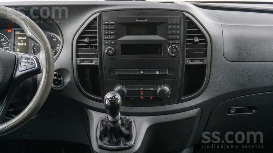 Pelēks Mercedes-Benz Vito 2015 Rīga, ar dzinēja tilpumu 1.60 L un nobraukumu 376 tūkst. km par 12990 €, foto 14 vietnē AUTOMOTO.COM.LV