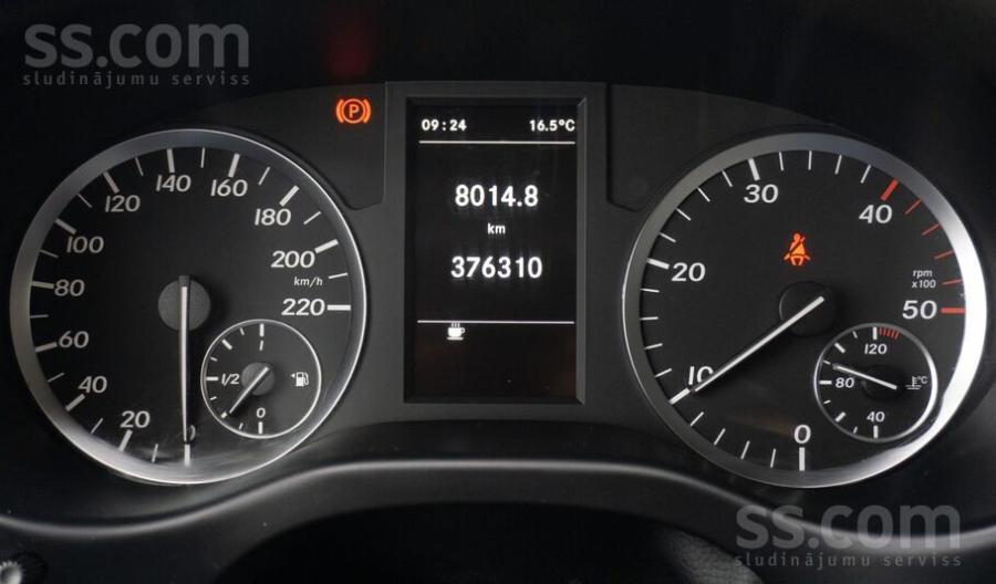 Pelēks Mercedes-Benz Vito 2015 Rīga, ar dzinēja tilpumu 1.60 L un nobraukumu 376 tūkst. km par 12990 €, foto 17 vietnē AUTOMOTO.COM.LV