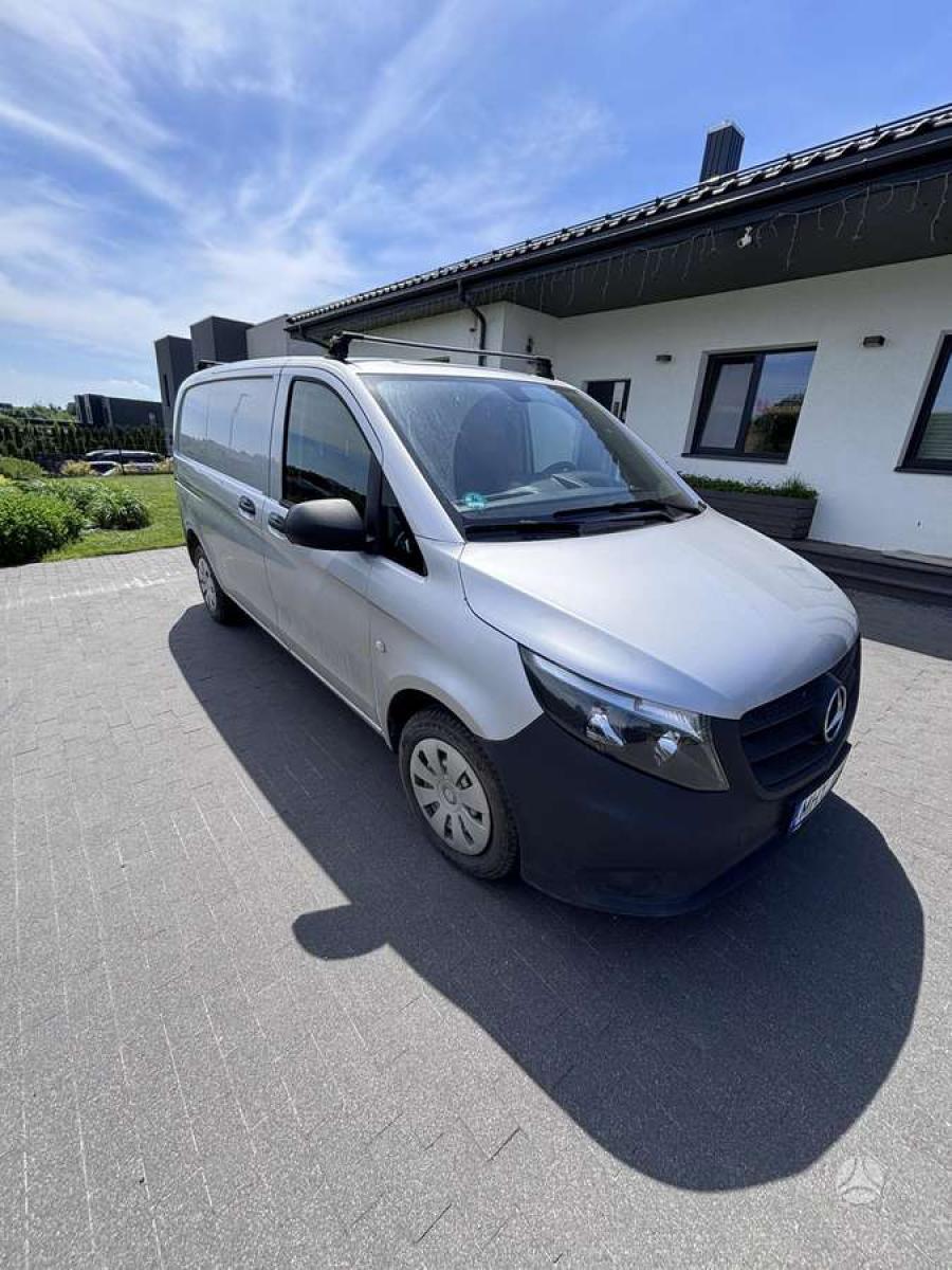 Pelēks Mercedes-Benz Vito 2016 Viļņa, ar dzinēja tilpumu 2.14 L un nobraukumu 177 tūkst. km par 10000 €, foto 1 vietnē AUTOMOTO.COM.LV