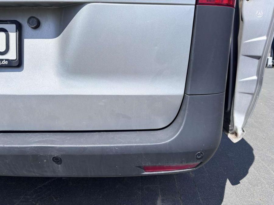 Pelēks Mercedes-Benz Vito 2016 Viļņa, ar dzinēja tilpumu 2.14 L un nobraukumu 177 tūkst. km par 10000 €, foto 11 vietnē AUTOMOTO.COM.LV