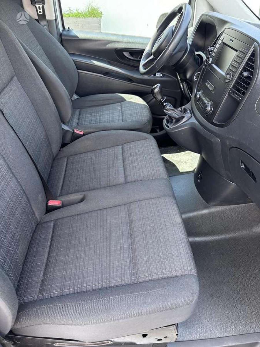 Pelēks Mercedes-Benz Vito 2016 Viļņa, ar dzinēja tilpumu 2.14 L un nobraukumu 177 tūkst. km par 10000 €, foto 14 vietnē AUTOMOTO.COM.LV