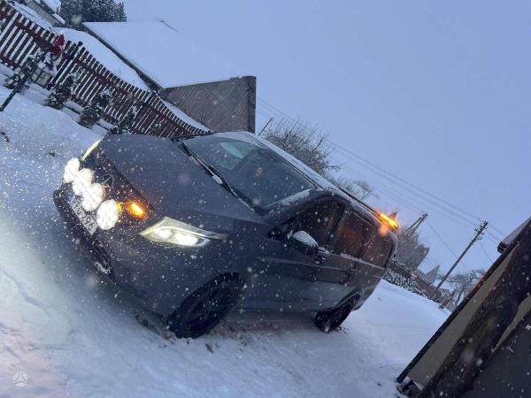 Pelēks Mercedes-Benz Vito 2017 Mažeikiai, ar dzinēja tilpumu 2.14 L un nobraukumu 280 tūkst. km par 16000 €, foto 4 vietnē AUTOMOTO.COM.LV