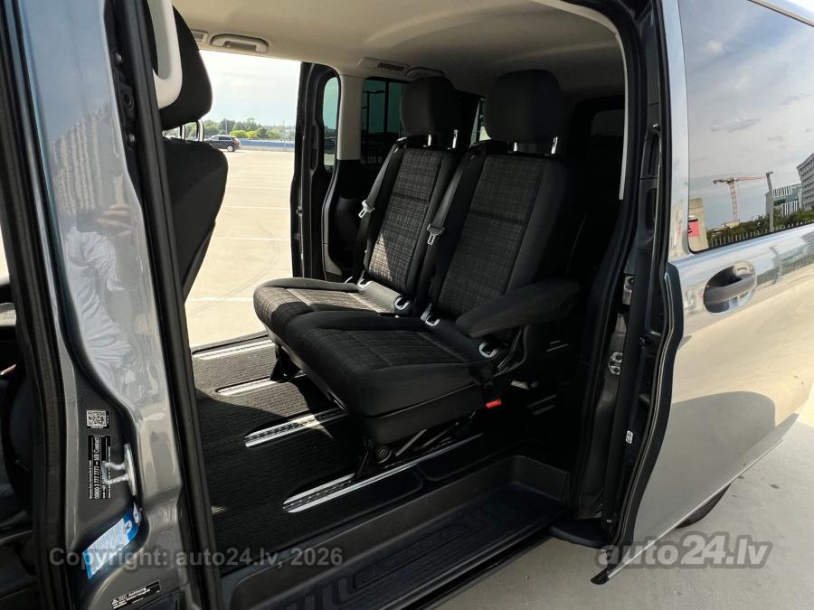 Grey Mercedes-Benz Vito 2017 in Tallinn, with an engine capacity of 2.10 L and mileage of 292 thousand km for 26000 €, photo 6 on AUTOMOTO.COM.LV
