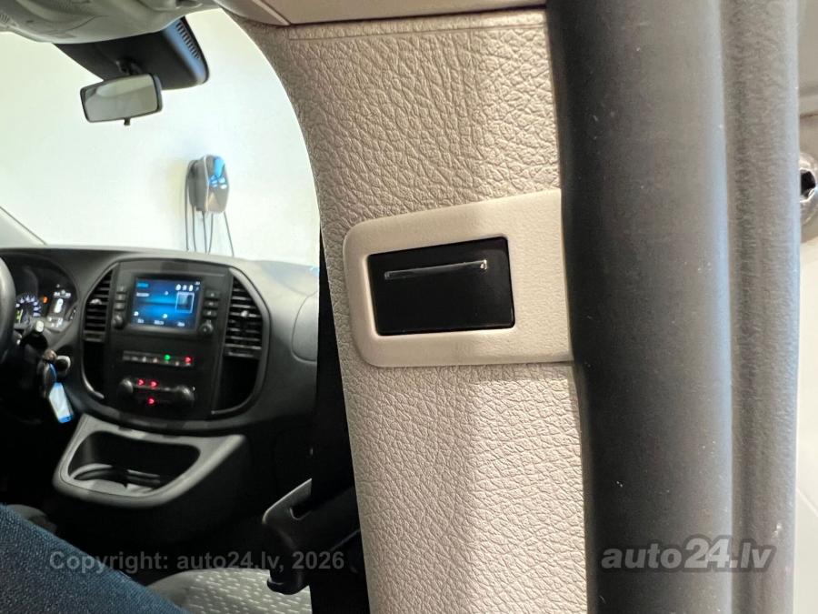 Pelēks Mercedes-Benz Vito 2020 Tallina, ar dzinēja tilpumu 2.00 L un nobraukumu 175 tūkst. km par 27900 €, foto 25 vietnē AUTOMOTO.COM.LV