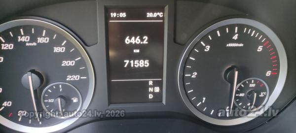 Grey Mercedes-Benz Vito 2021 in Tallinn, with an engine capacity of 2.00 L and mileage of 72 thousand km for 35500 €, photo 5 on AUTOMOTO.COM.LV