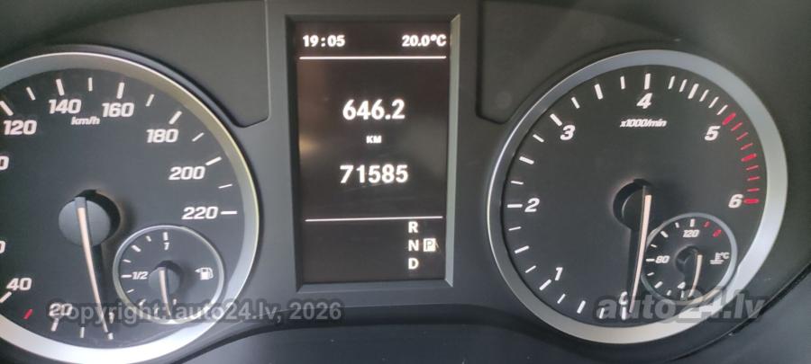 Pelēks Mercedes-Benz Vito 2021 Tallina, ar dzinēja tilpumu 2.00 L un nobraukumu 72 tūkst. km par 35500 €, foto 6 vietnē AUTOMOTO.COM.LV