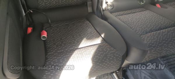 Grey Mercedes-Benz Vito 2021 in Tallinn, with an engine capacity of 2.00 L and mileage of 72 thousand km for 35500 €, photo 8 on AUTOMOTO.COM.LV