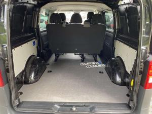 Mercedes-Benz Vito 2016 in Radviliskis, with an engine capacity of 2.14 L and mileage of 250 thousand km for 15000 €, photo 5 on AUTOMOTO.COM.LV