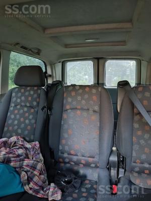 Mercedes-Benz Vito 2006 Rīga, ar dzinēja tilpumu 2.20 L un nobraukumu 331 tūkst. km par 4000 €, foto 6 vietnē AUTOMOTO.COM.LV