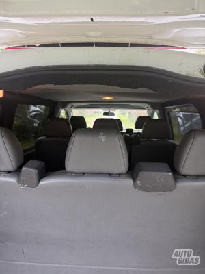 Mercedes-Benz Vito 2006 in Kaunas, with an engine capacity of 2.10 L and mileage of 434 thousand km for 3250 €, photo 9 on AUTOMOTO.COM.LV