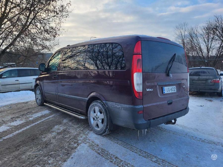 Red Mercedes-Benz Vito 2004 in Vilnius, with an engine capacity of 2.10 L and mileage of 550 thousand km for 2850 €, photo 4 on AUTOMOTO.COM.LV