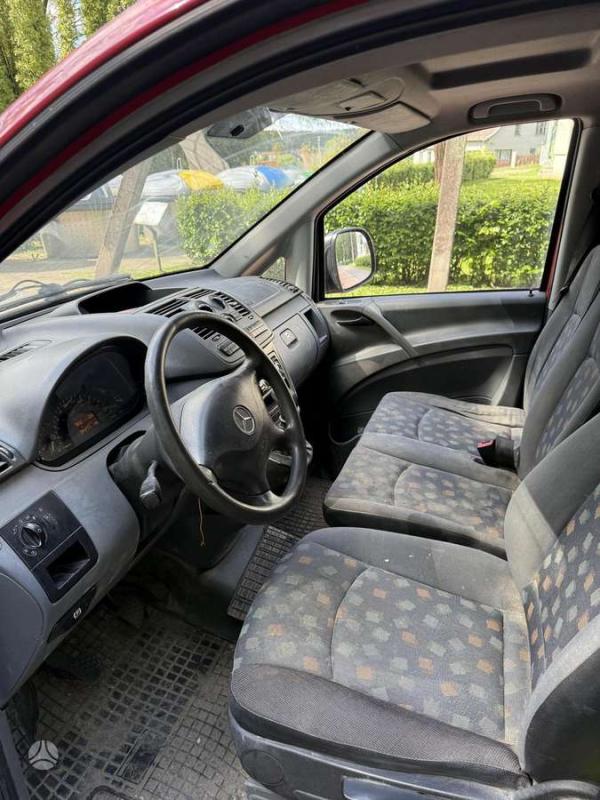 Sarkans Mercedes-Benz Vito 2005 Alīta, ar dzinēja tilpumu 0.00 L un nobraukumu 384 tūkst. km par 1200 €, foto 2 vietnē AUTOMOTO.COM.LV