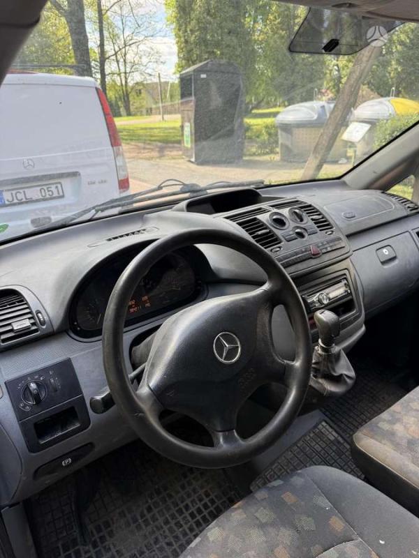 Sarkans Mercedes-Benz Vito 2005 Alīta, ar dzinēja tilpumu 0.00 L un nobraukumu 384 tūkst. km par 1200 €, foto 3 vietnē AUTOMOTO.COM.LV