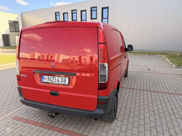 Red Mercedes-Benz Vito 2007 in Vilnius, with an engine capacity of 2.20 L and mileage of 203 thousand km for 4800 €, photo 4 on AUTOMOTO.COM.LV