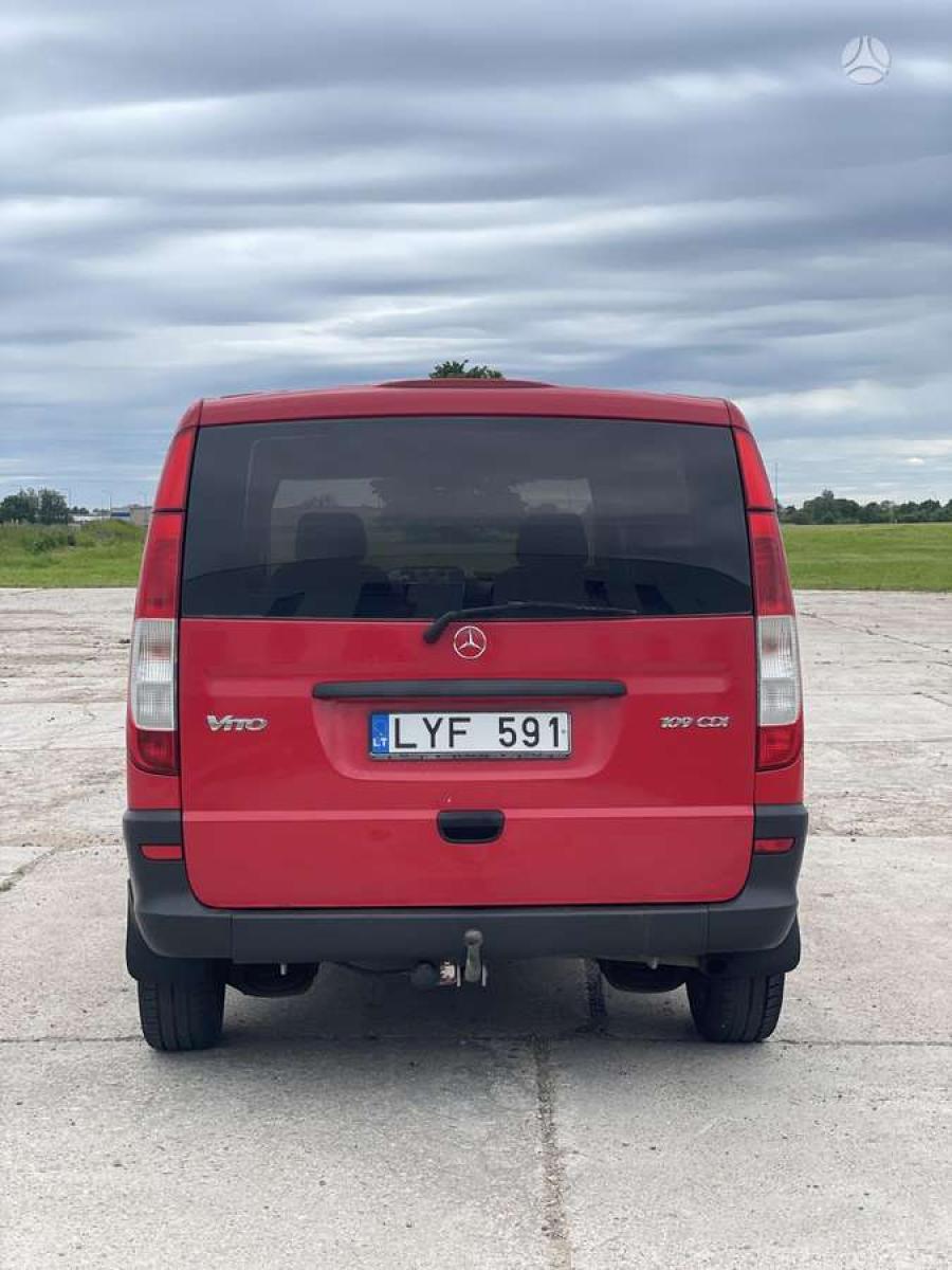 Sarkans Mercedes-Benz Vito 2009 Kauņa, ar dzinēja tilpumu 2.20 L un nobraukumu 125 tūkst. km par 5250 €, foto 3 vietnē AUTOMOTO.COM.LV