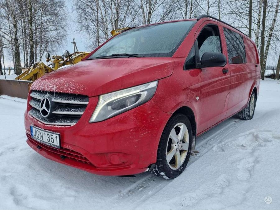 Red Mercedes-Benz Vito 2016 in Radviliskis, with an engine capacity of 2.20 L and mileage of 464 thousand km for 11495 €, photo 1 on AUTOMOTO.COM.LV